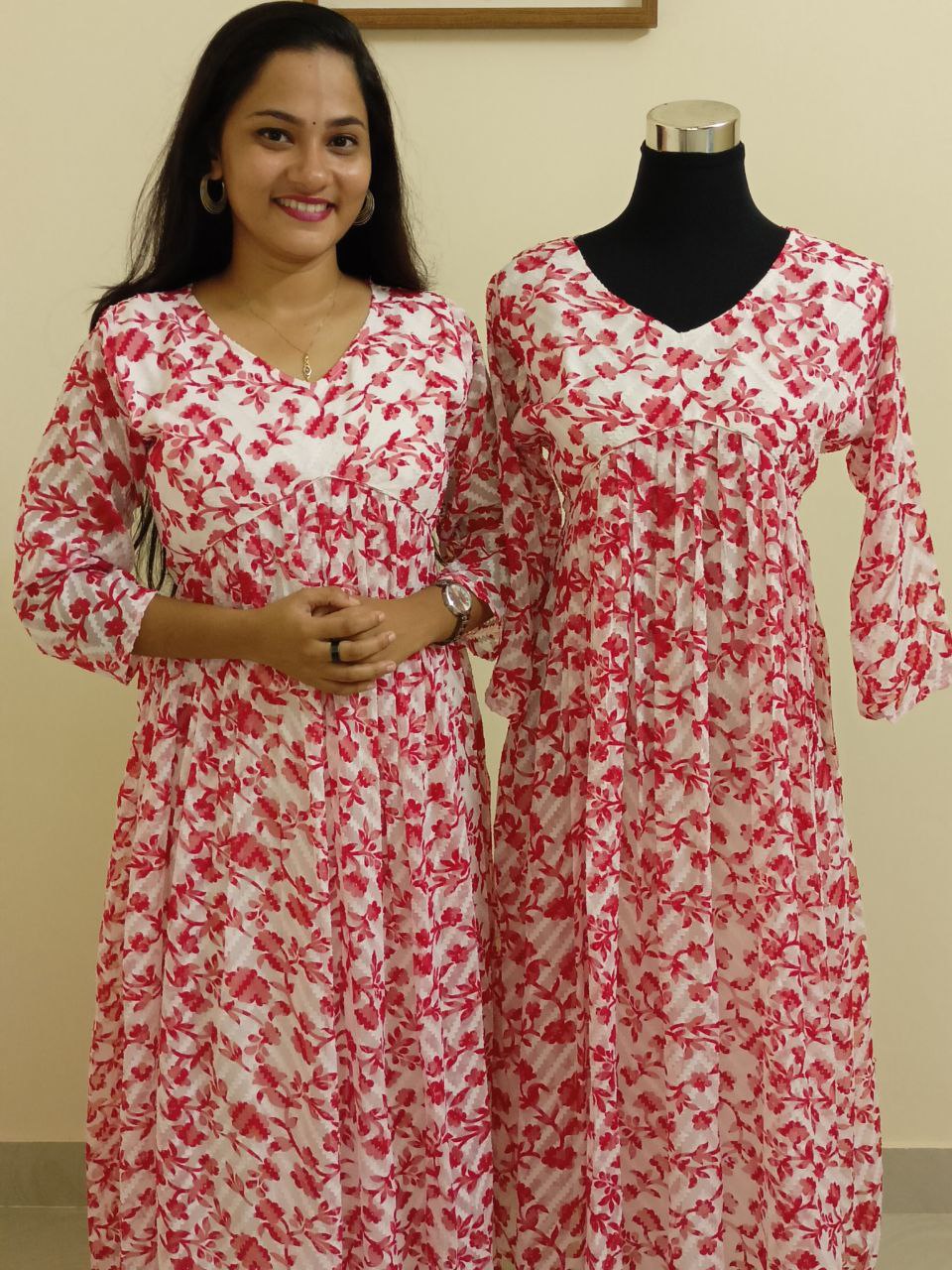 SC2262 - Christmas special Printed Georgette Aliya cut dress with jaqu ...